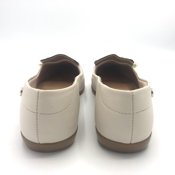 Soft Step | Shoes | Comfy Flat In Off White And Black | Poshmark